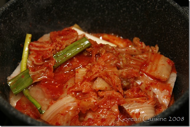 Korean Cuisine: Godeunguh Kimchi Jorim - Steamed Mackerel & Kimchi ...